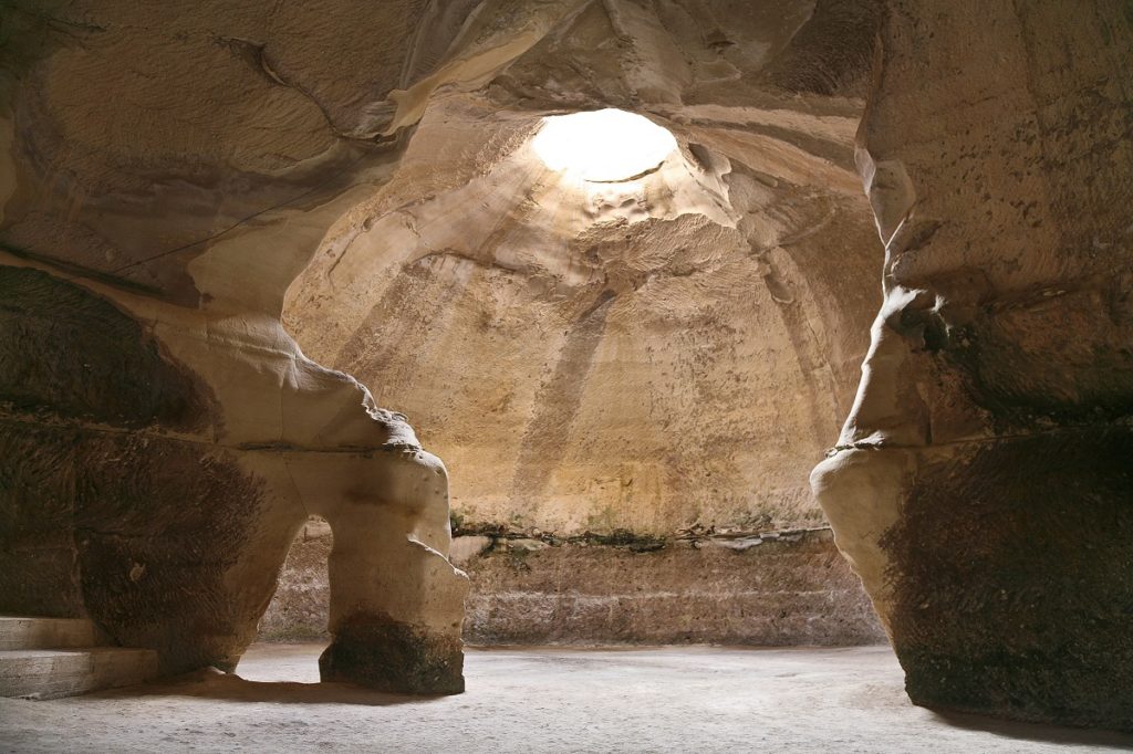 Modern Drilling: Patterns Suitable for Underground Mining - SymbeoHealth